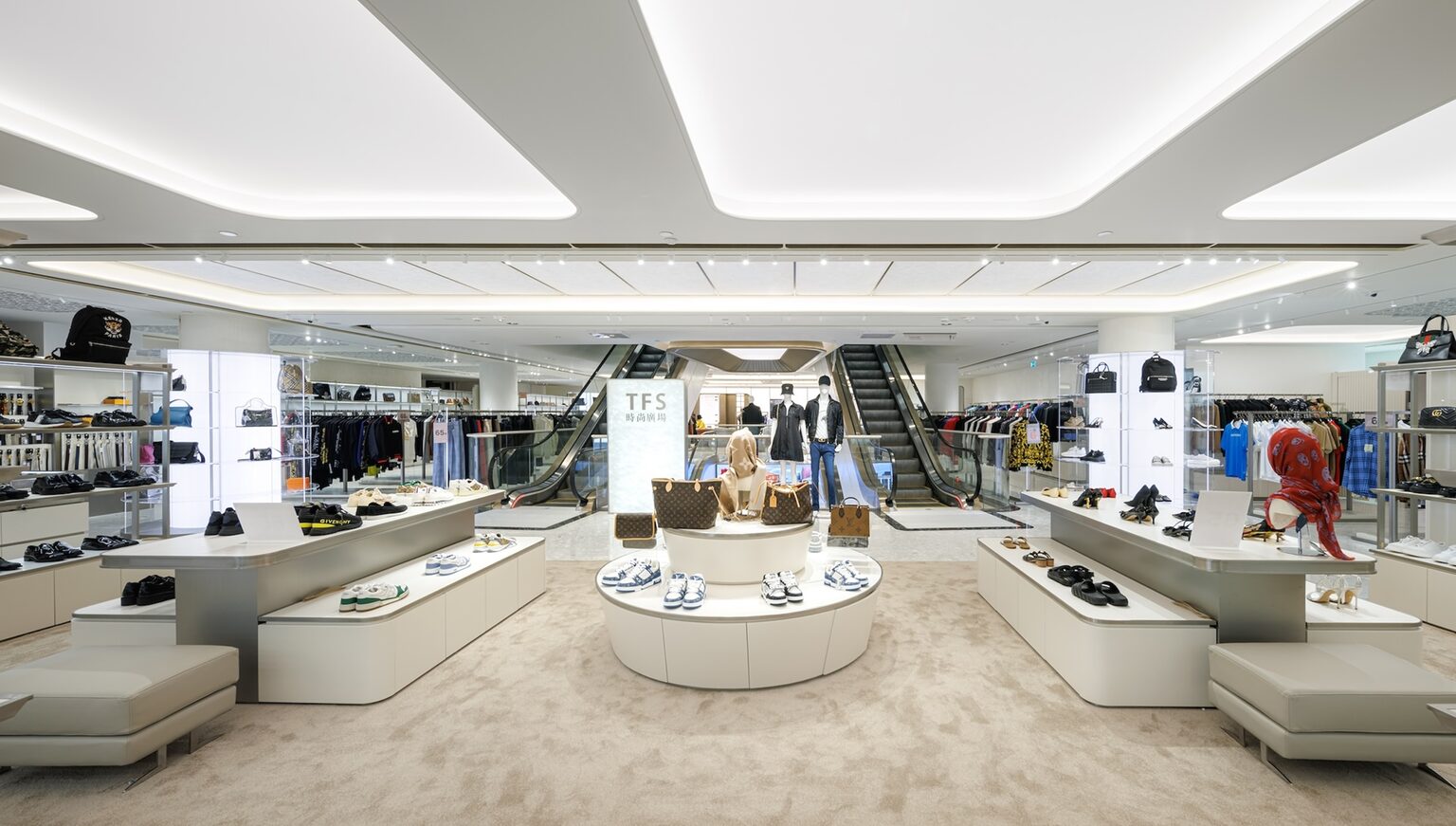 「M8 澳門八號」正式試業 - Macau Closer